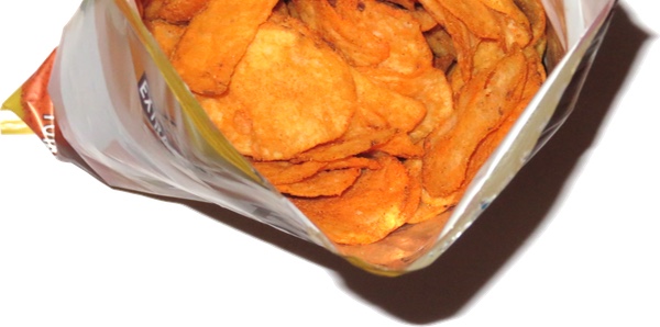 Lay's Kettle Cooked Extra Extreme Cheddar