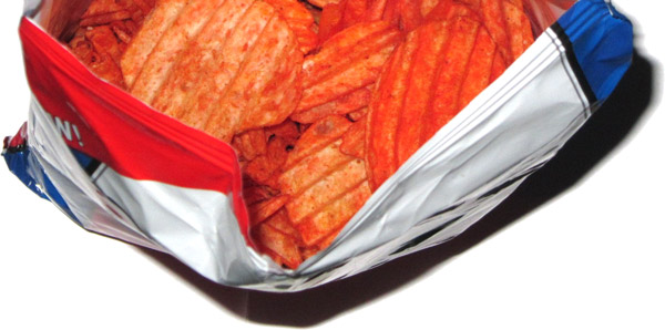 Ruffles Deep Ridged Classic Hot Wings