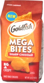 Savoritz Turtles Baked Extra Cheddar Snack Crackers